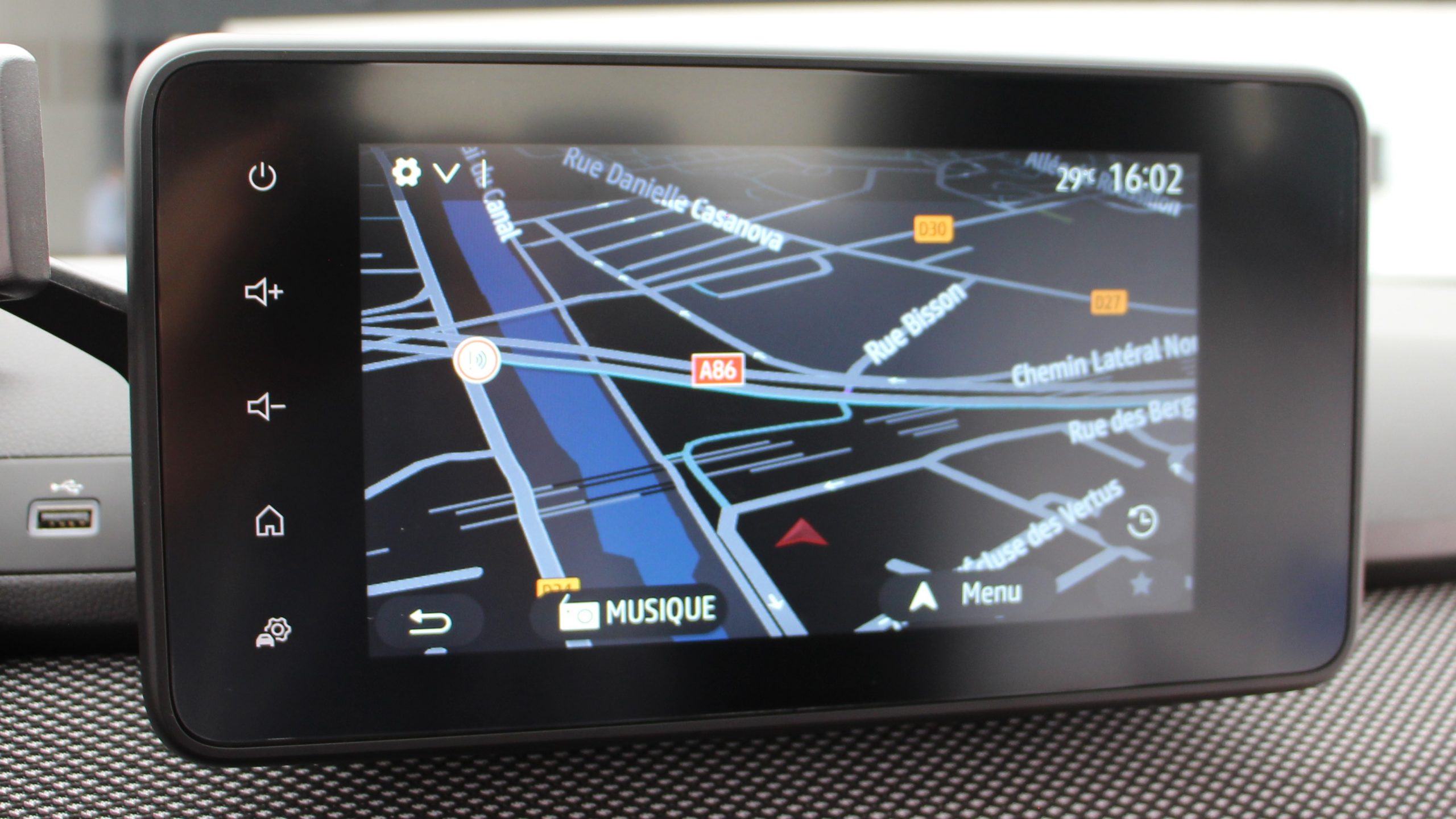 MediaNav: a lot a surprise with the new Dacia Sandero (2021) – GPS R-Link