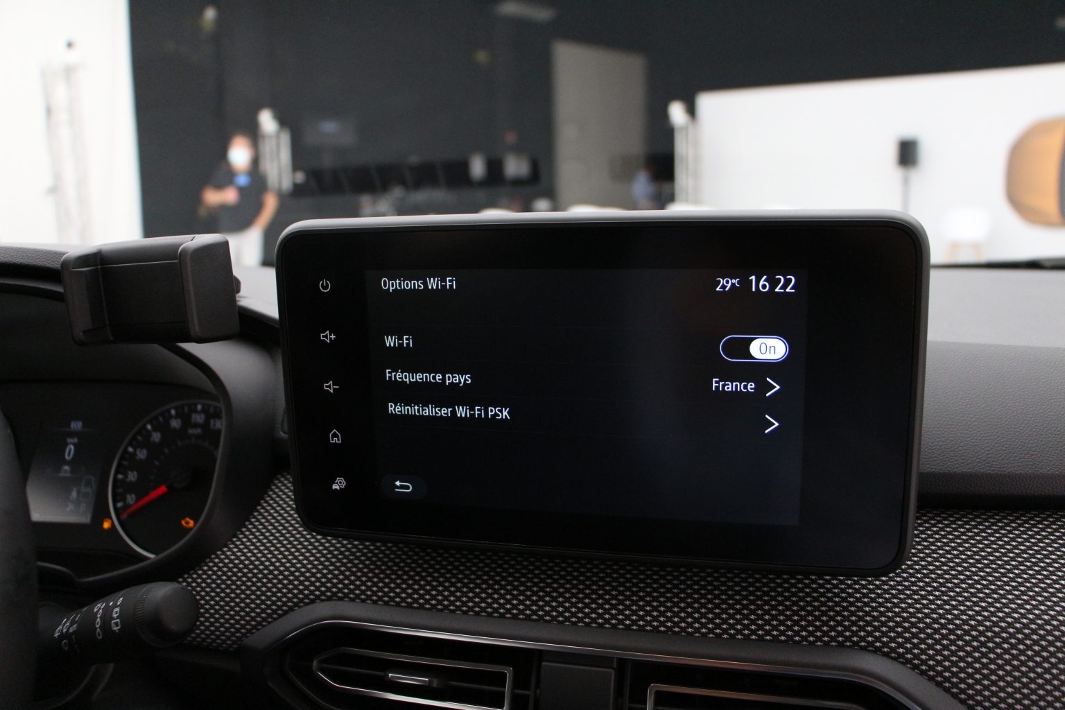 MediaNav: a lot a surprise with the new Dacia Sandero (2021) – GPS R-Link
